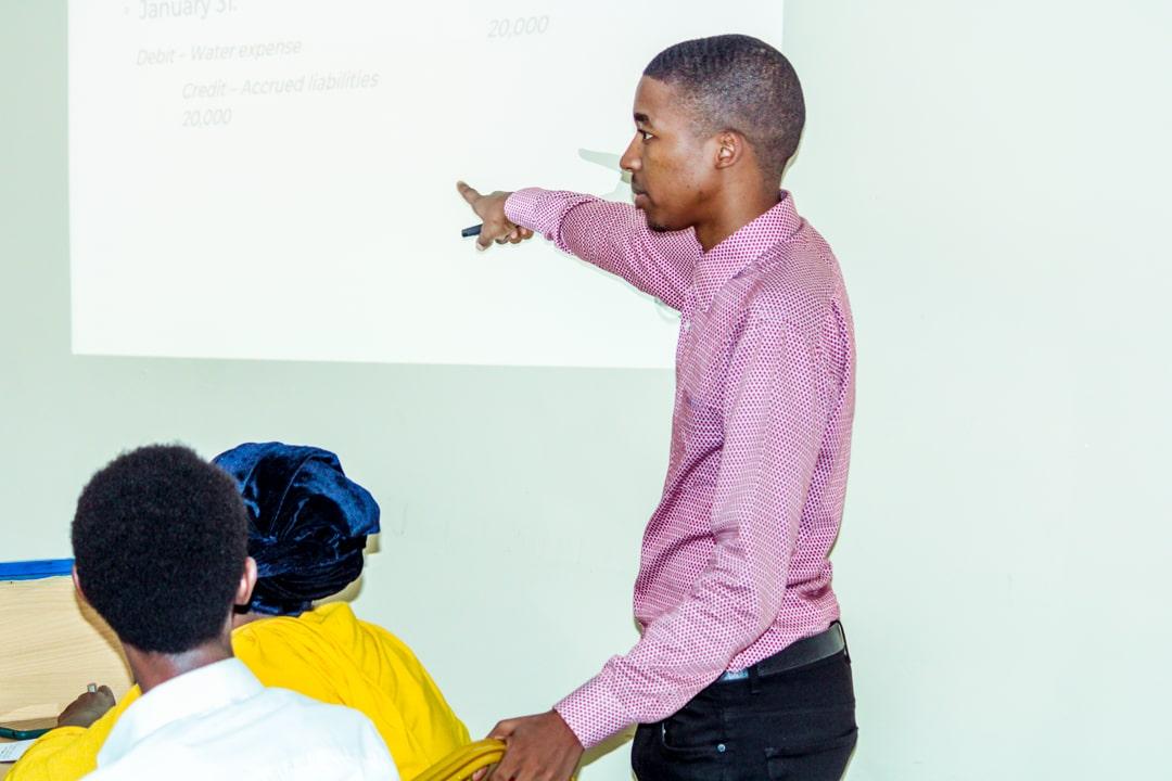 ACR-Accounting Academy – Experts are those practically trained people